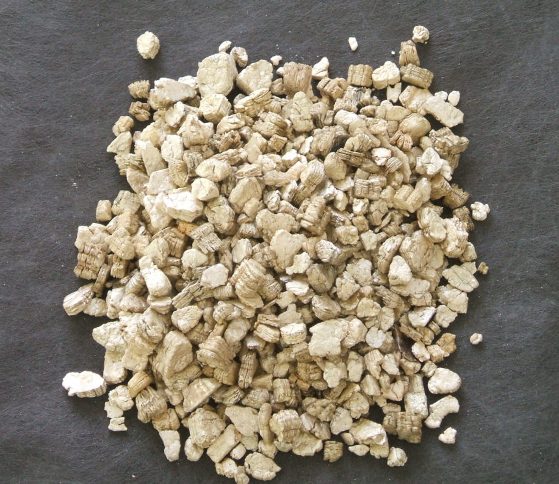 How to Use Vermiculite and Perlite - my Garden and Greenhouse